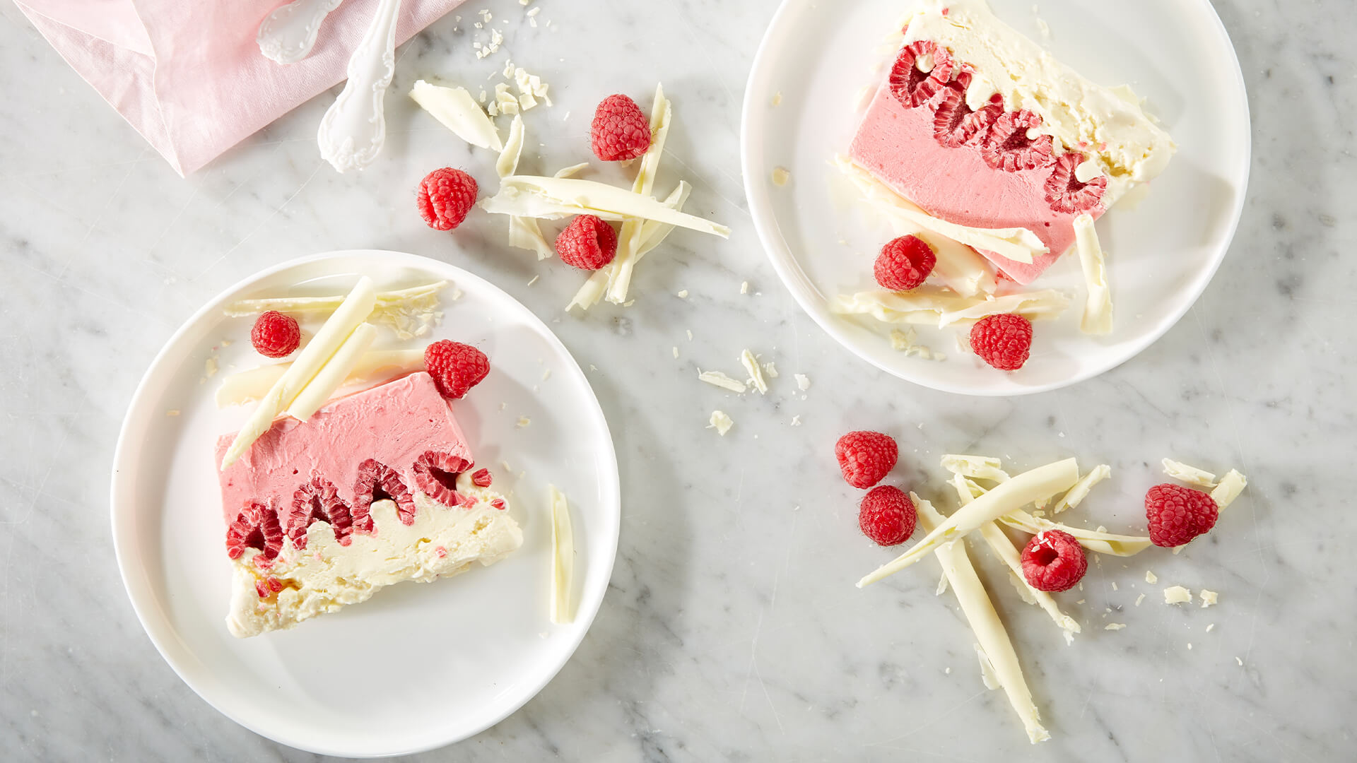 Raspberry mousse & white chocolate log | Bulla Foodservice